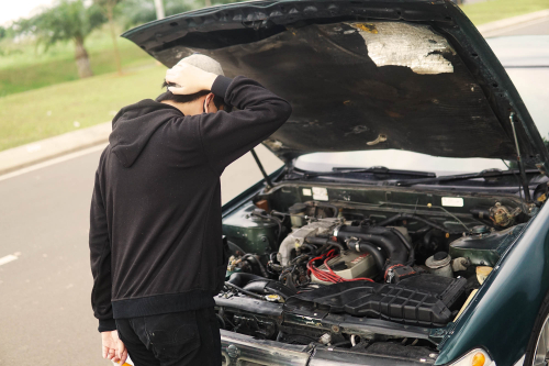 The Correct Way To Close Your Car Bonnet | Eptyres